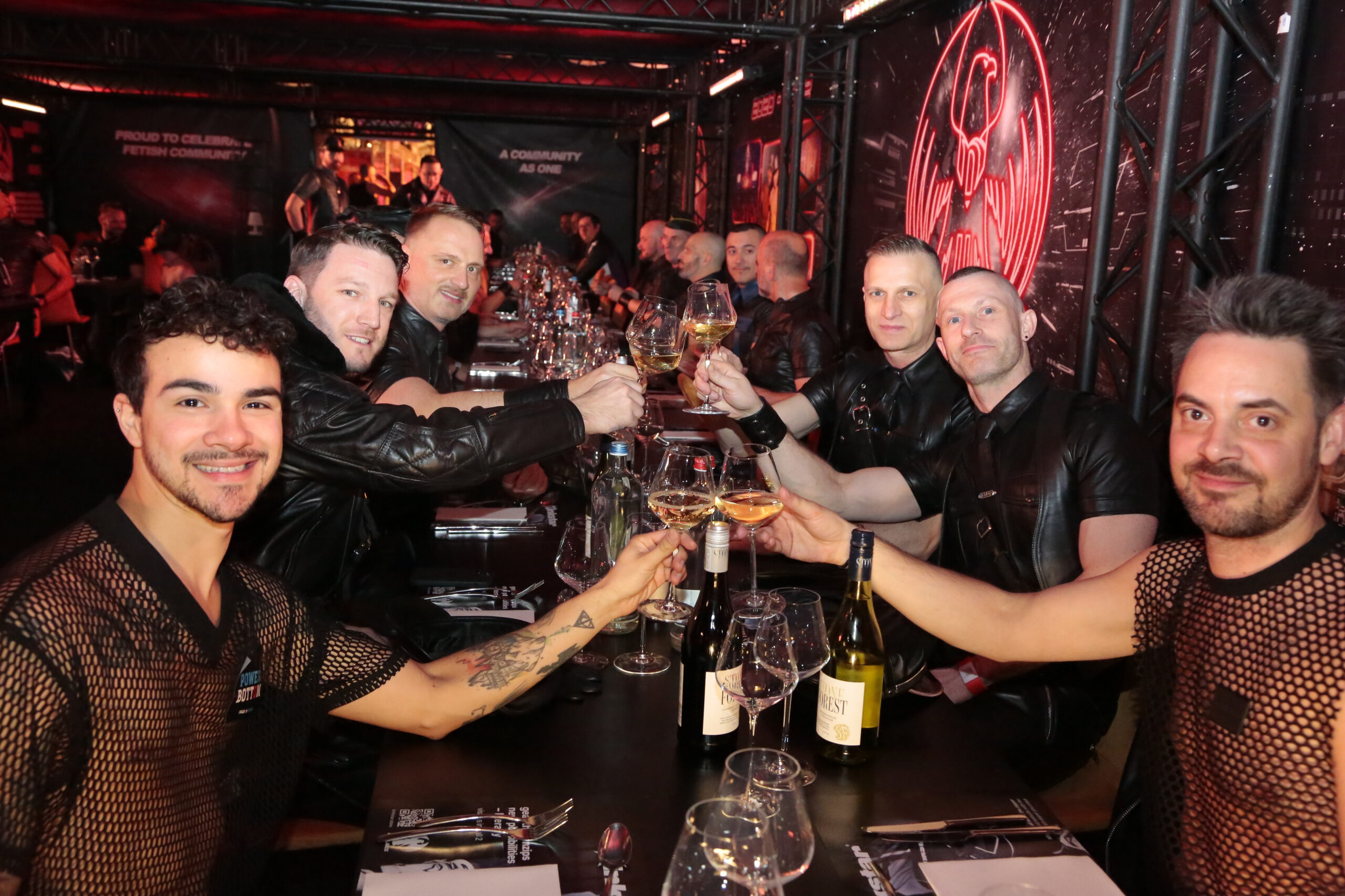 Dinners & drinks | Darklands Festival